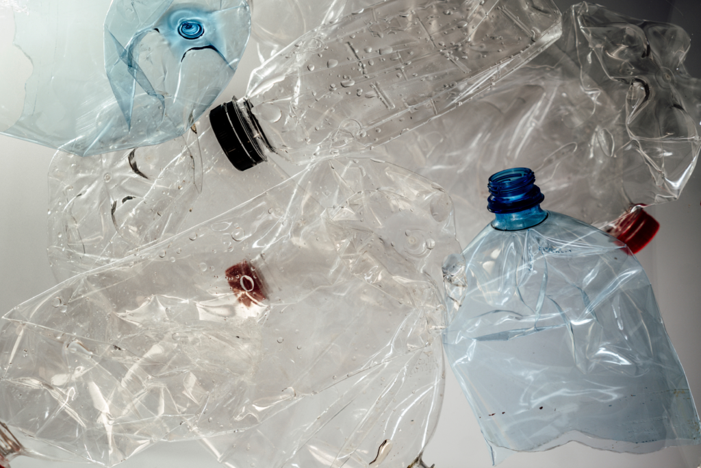 Buttare la plastica: ecco tutti gli errori più comuni - Managaia